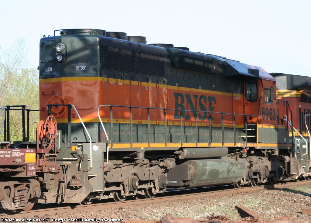 BNSF 6963